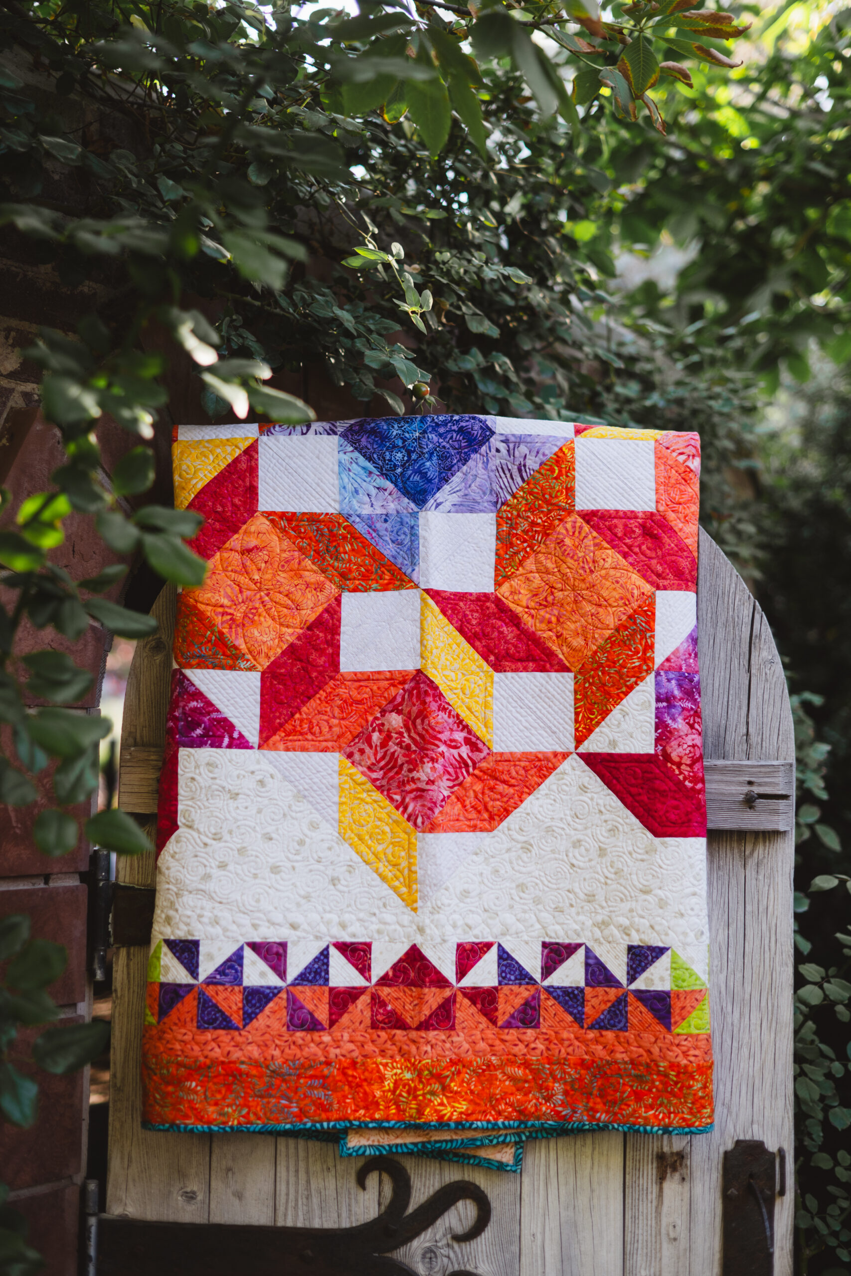 Two Free Quilt Patterns with Expressions Batiks