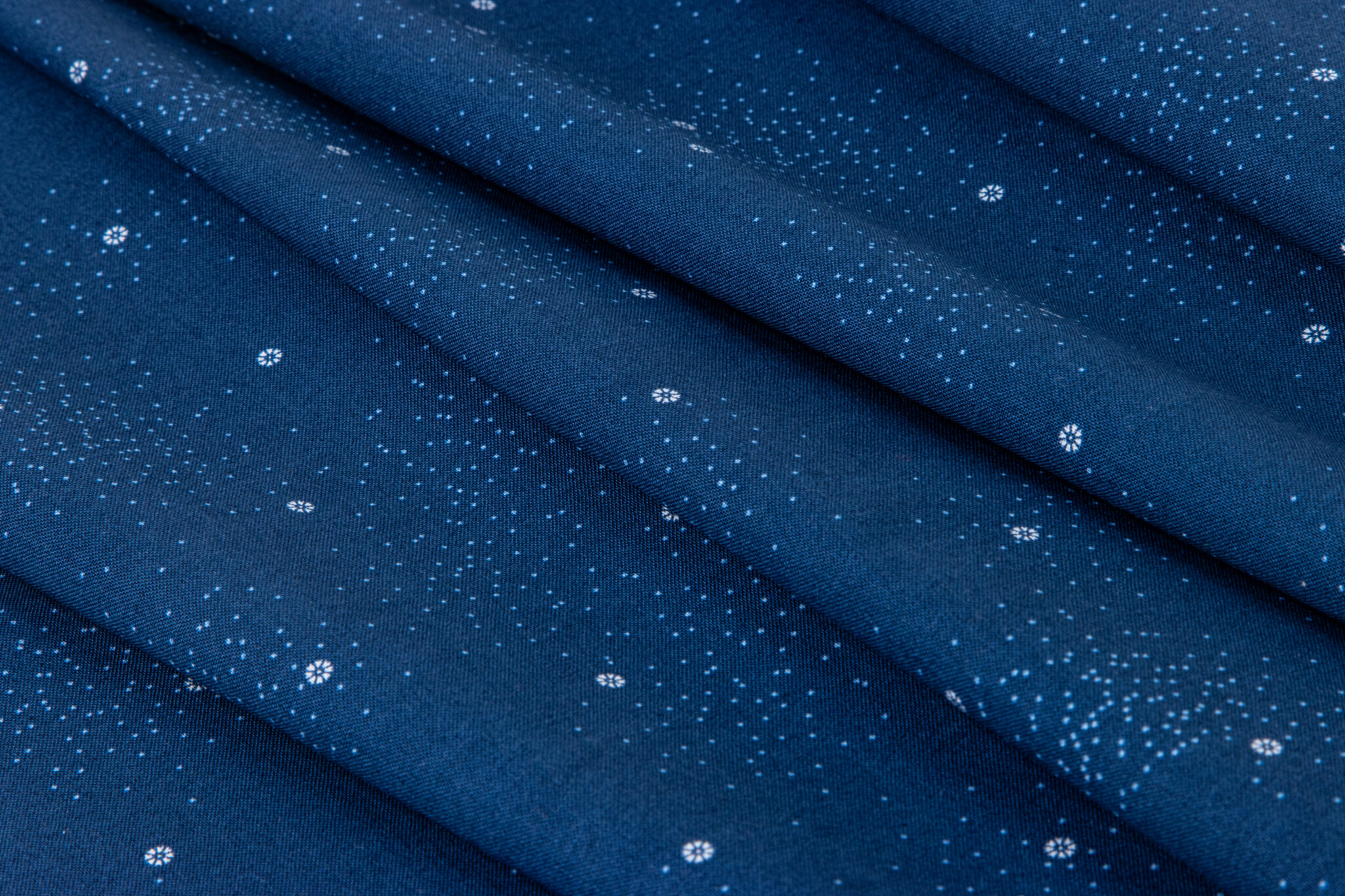 New Colors added to Dainty Daisy + a Free Quilt Pattern!