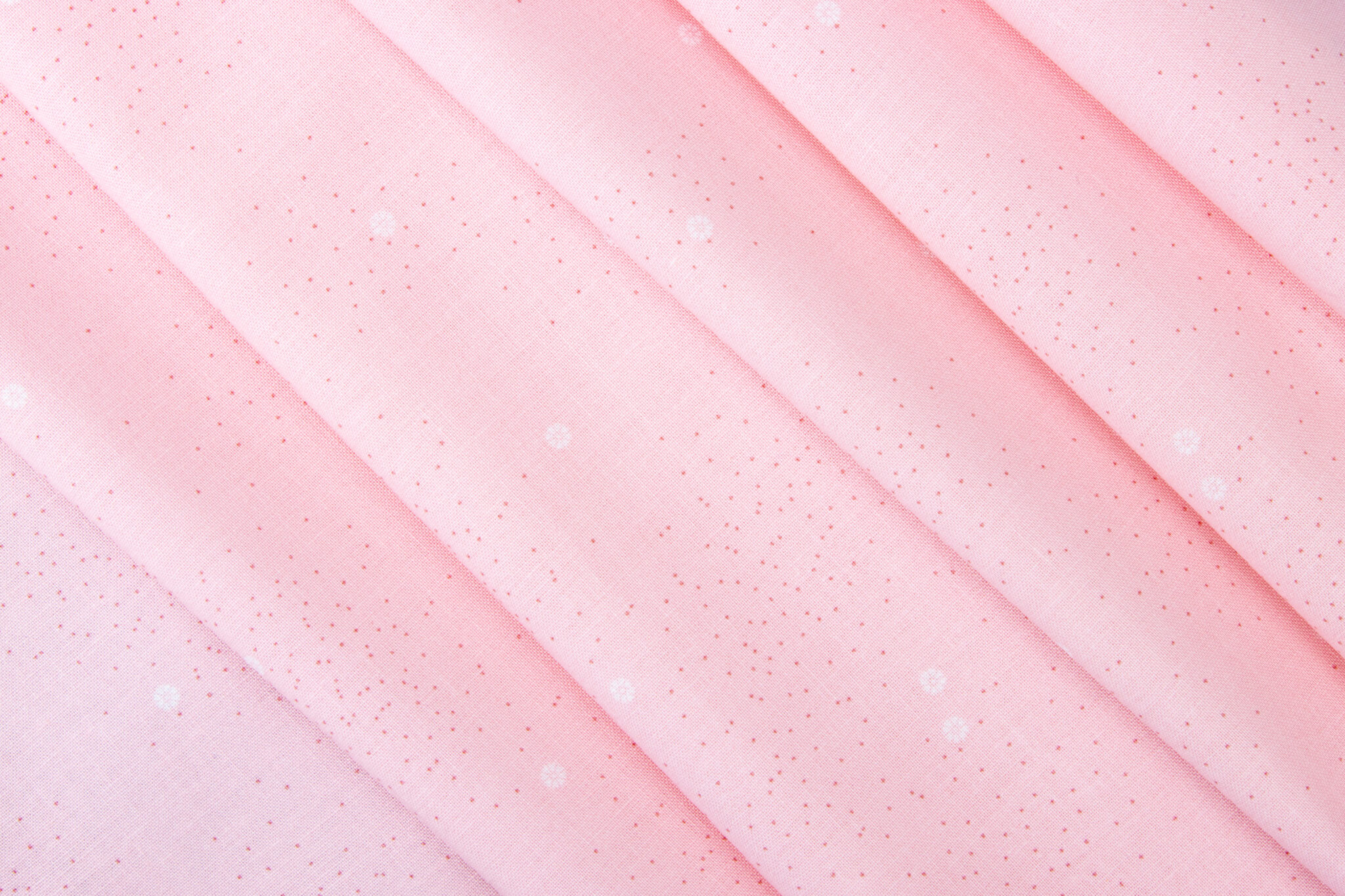 New Colors added to Dainty Daisy + a Free Quilt Pattern!