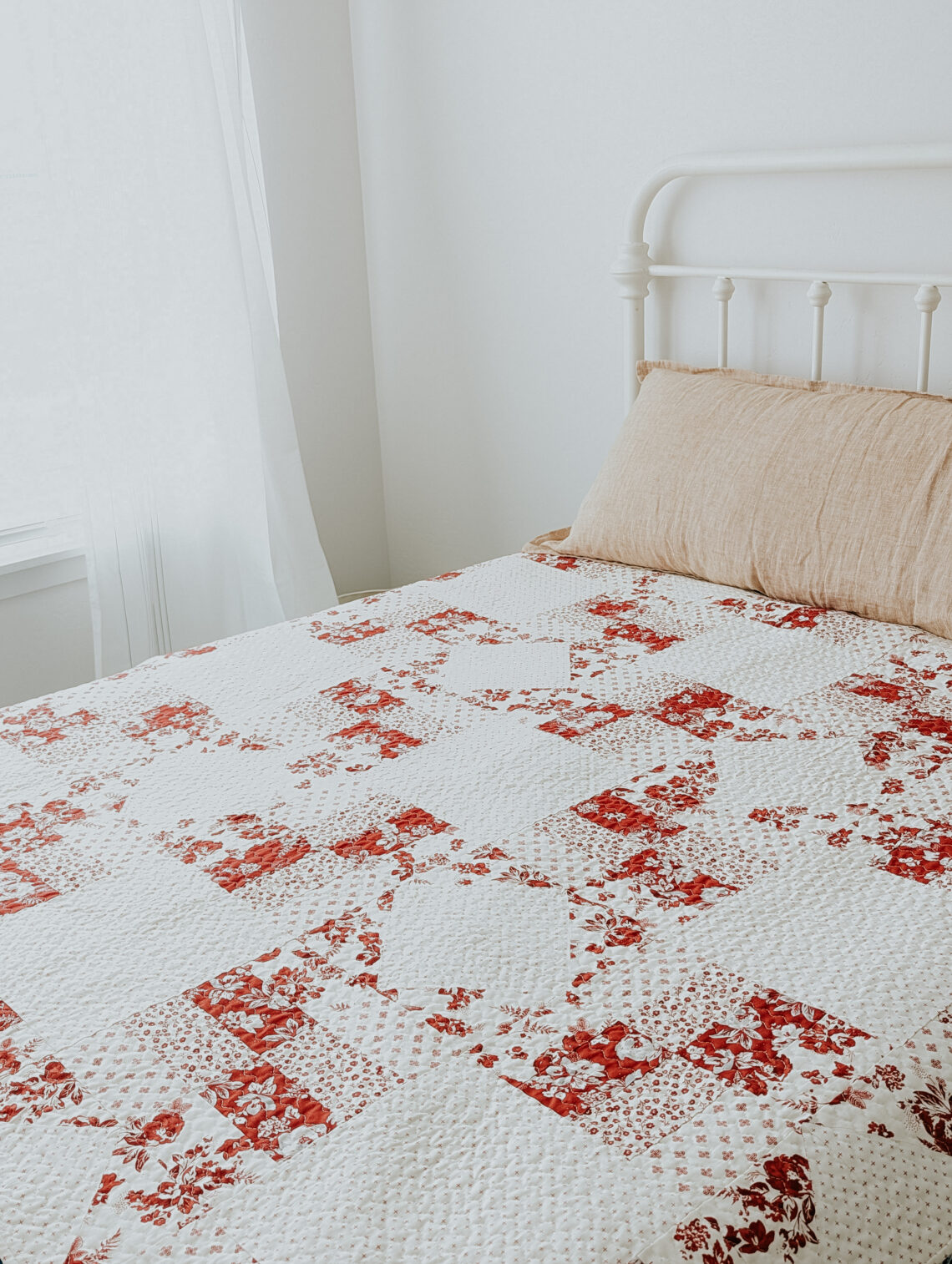 Heirloom Rings Quilt with Heirloom Red