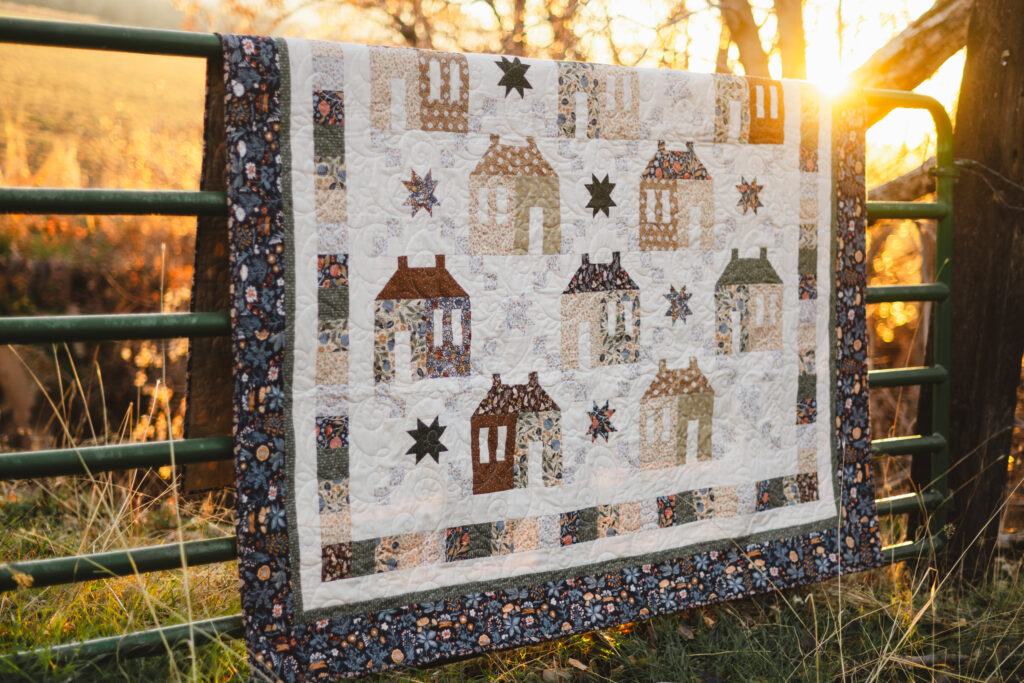 Maisons de Patchwork Quilt Boxed Kit