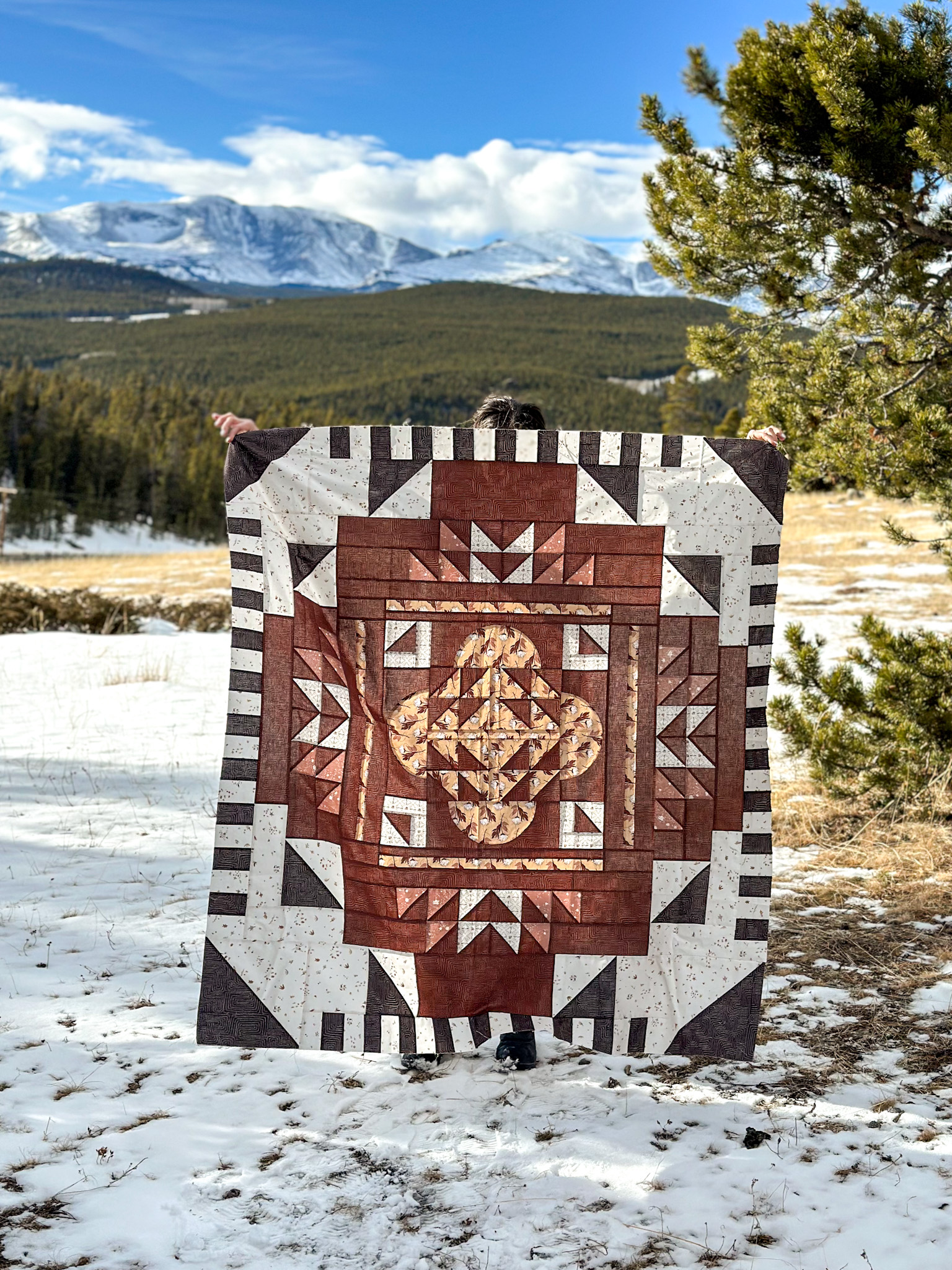 Wayward Quilt - A Modern, Geometric Quilt Pattern