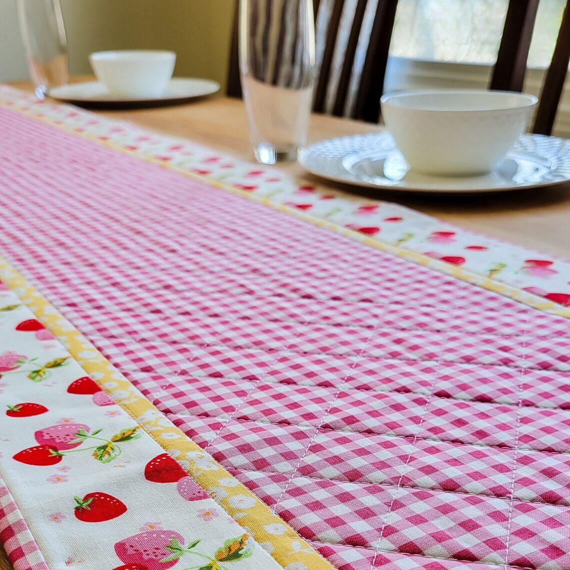 A Simple and Sweet Table Runner with Picnic Florals