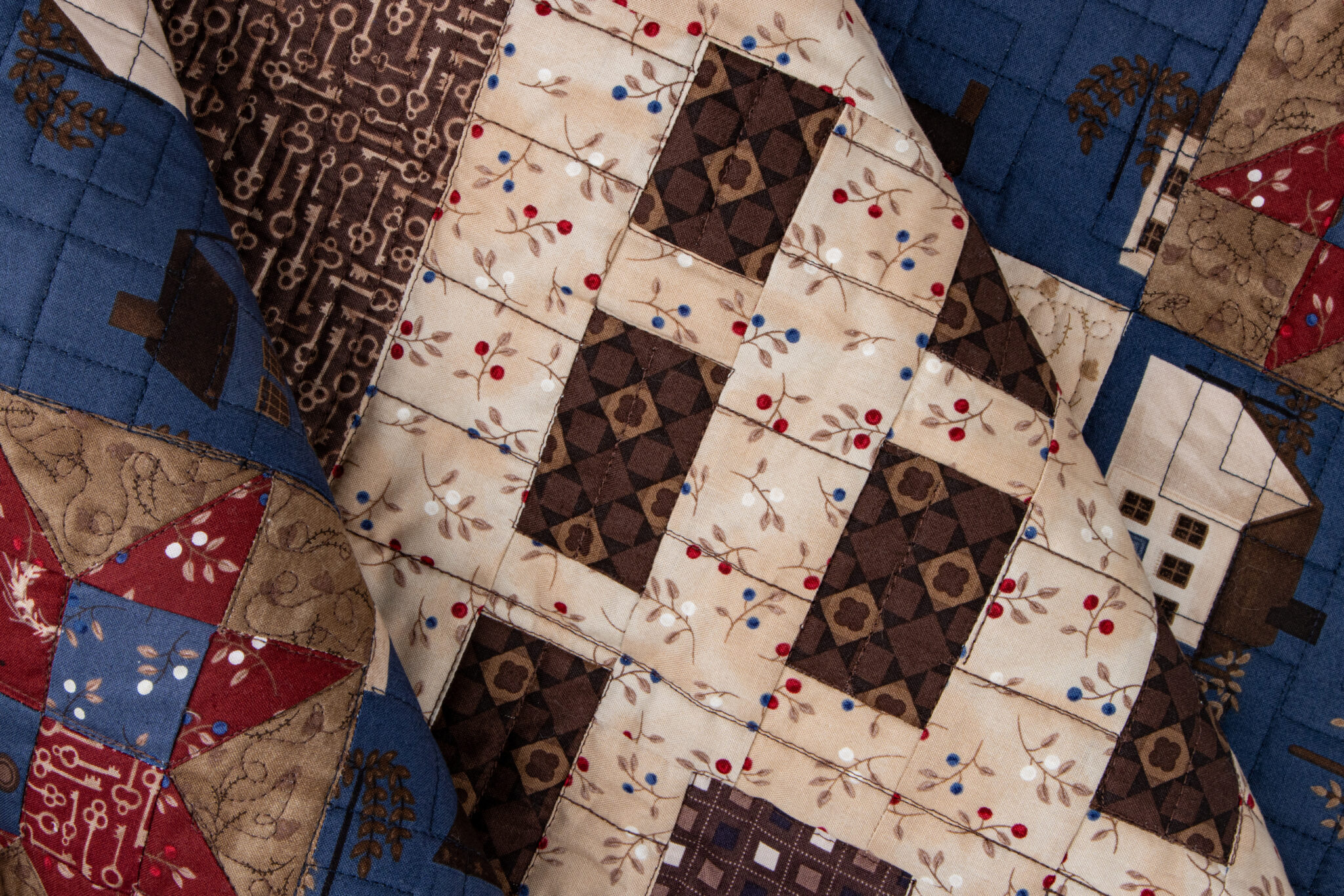 Saltbox Wall Hanging with Huckleberry Saltbox