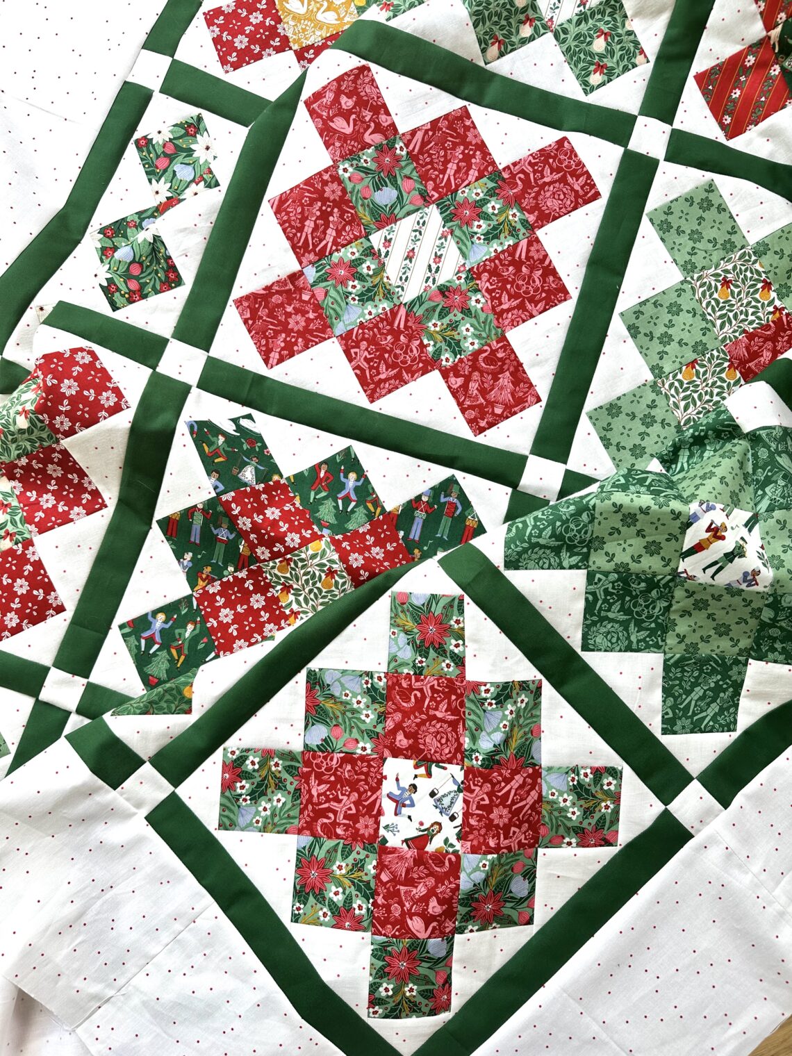 A Pear-fect Christmas - Granny Square Quilt/Bias Cut Tips