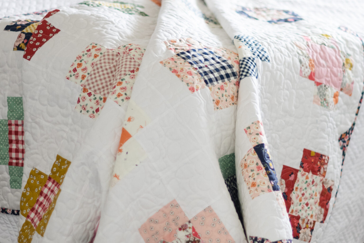 Criss Cross Dance Quilt with BloomBerry