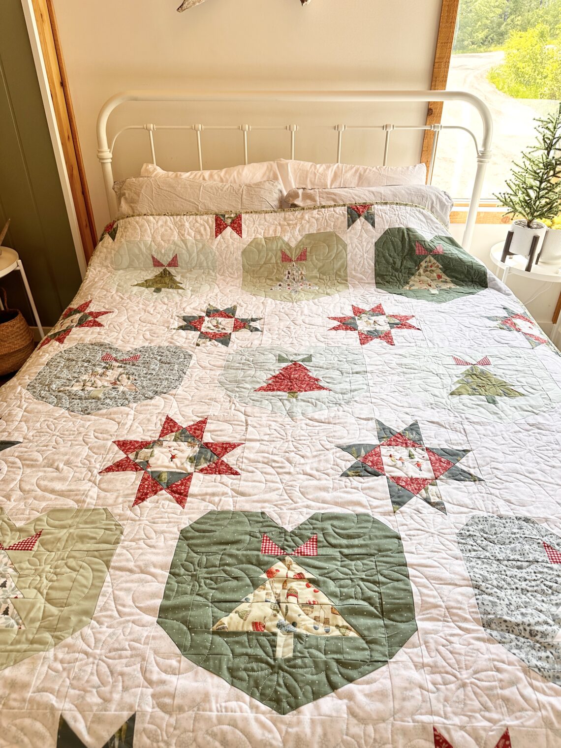 The Norway Spruce Quilt in Magical Winterland!