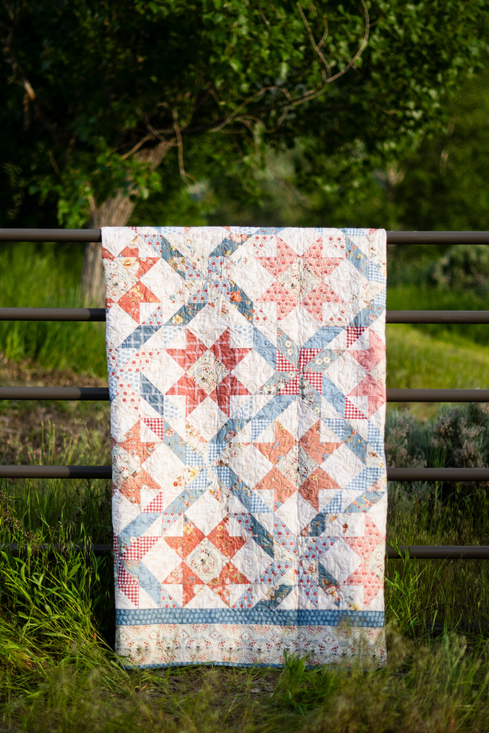 Shine On Quilt with Countryside