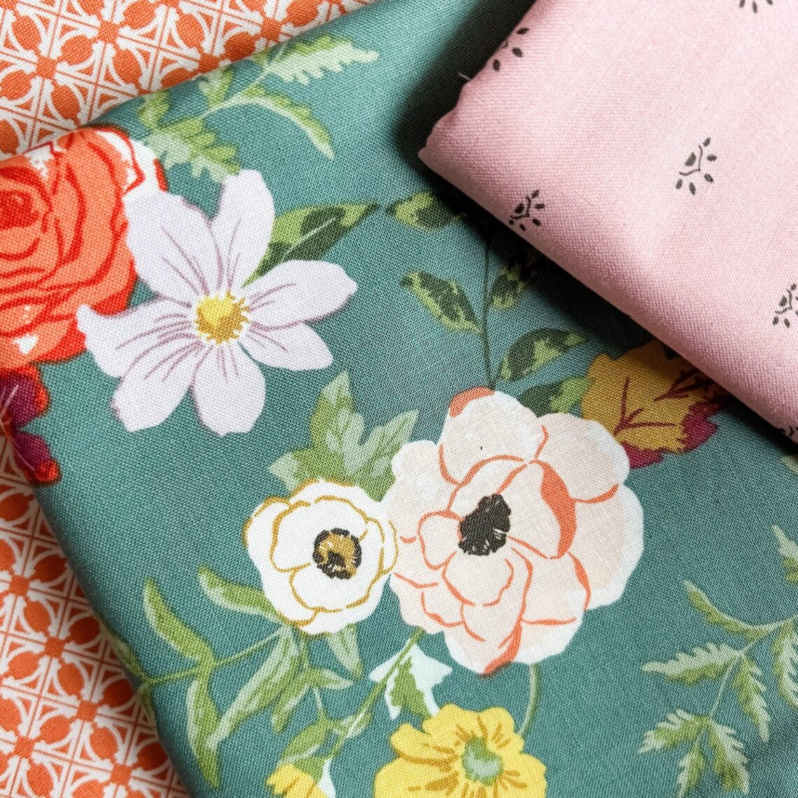 Winged Medley - Maggie Poppins Tote