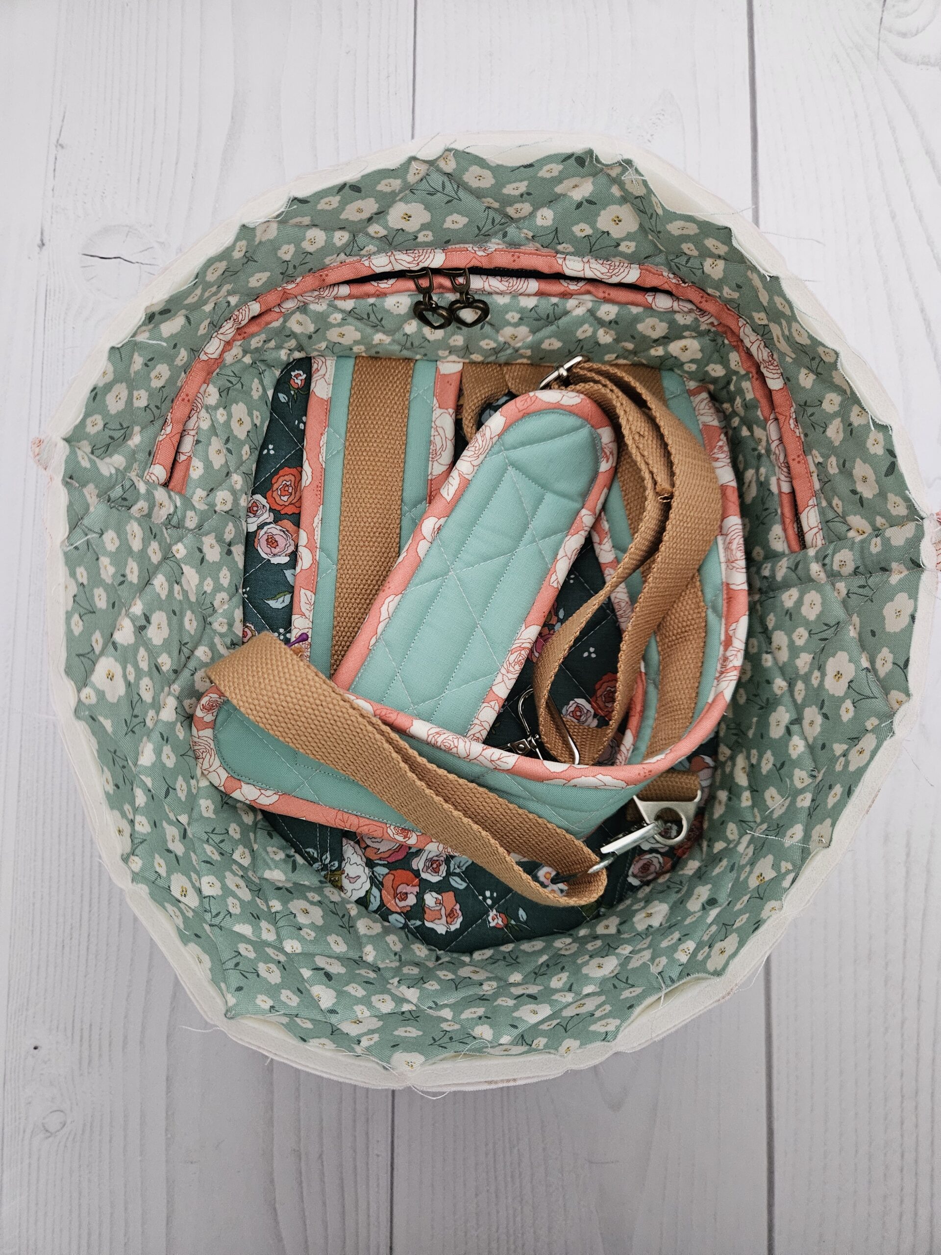 Sunsetridge - The Acorn Bag