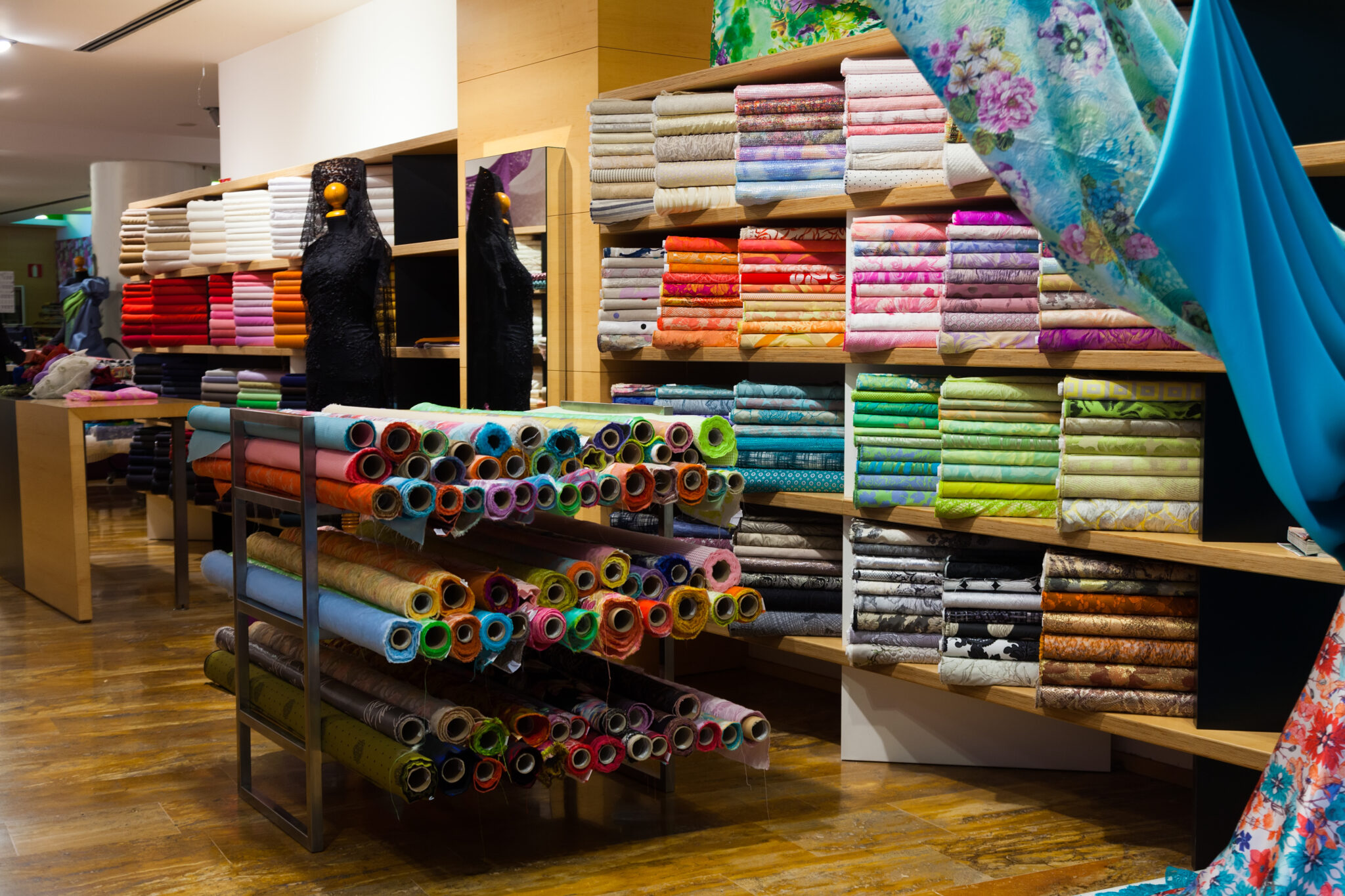 The Art of the Shelf: Curating by Color & Collection