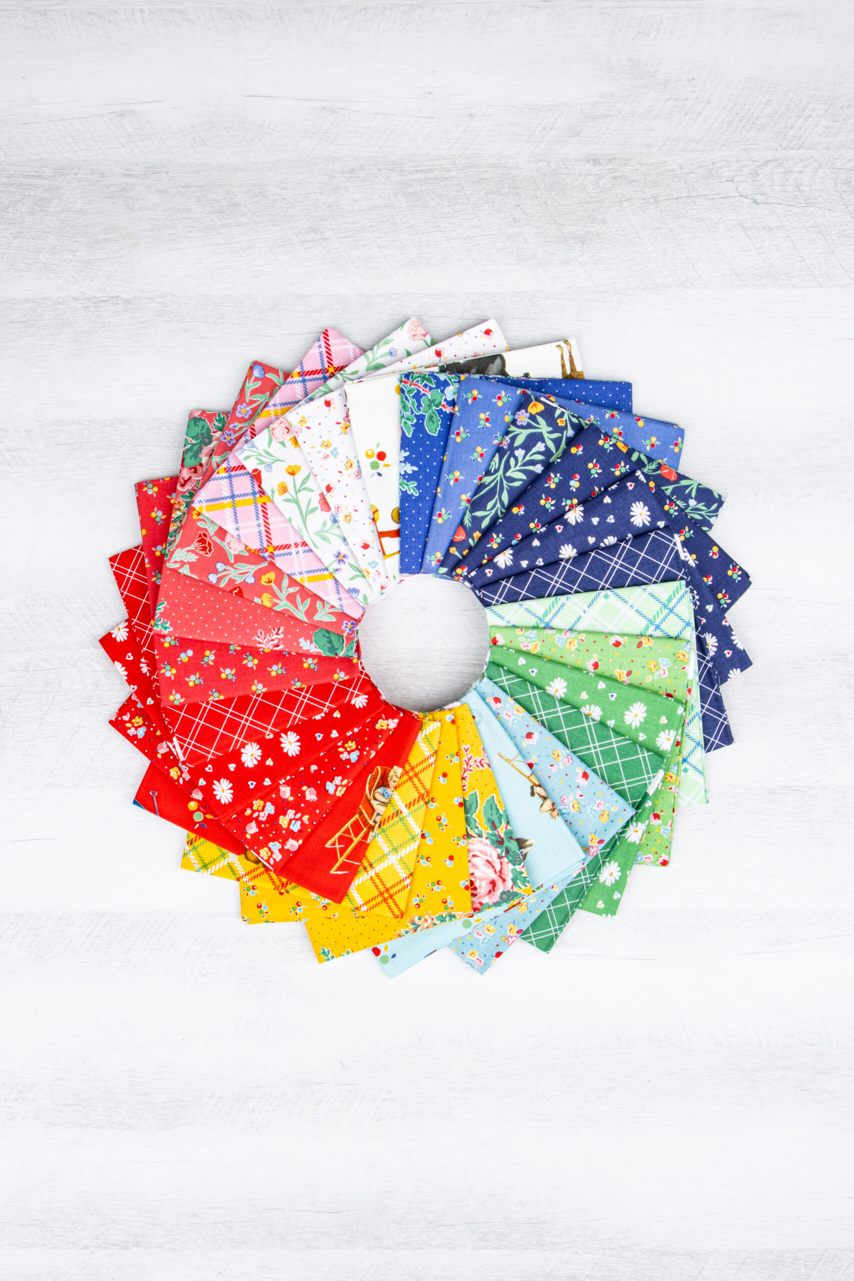 Tudor Rose EPP Cushion - Simple Pleasures