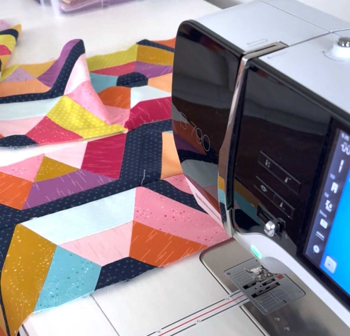 Honeycomb Quilt Patterns: The Magic of 60-Degree Triangles