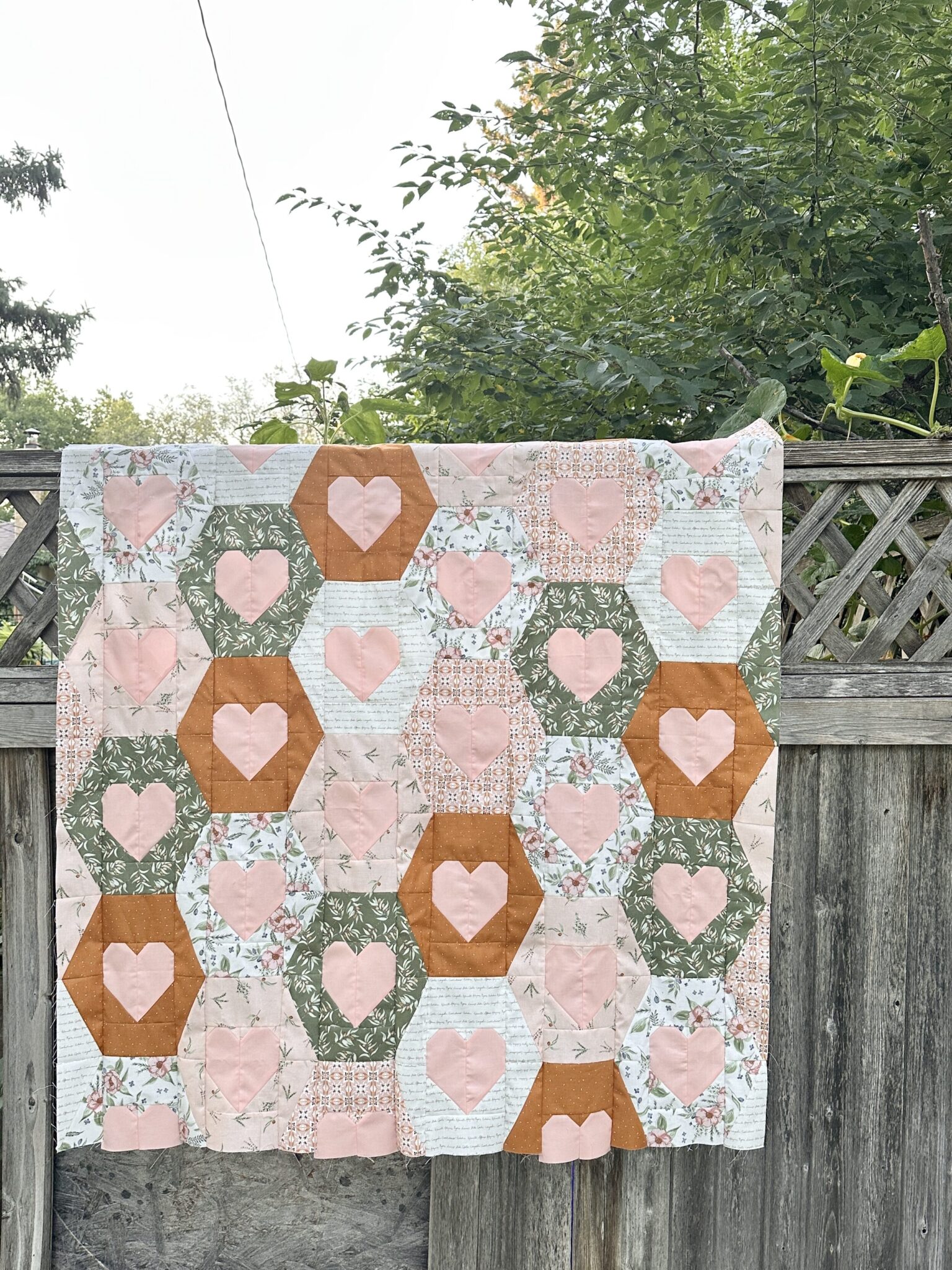 Olive Grove + Hexy Love = A Match Made in Quilty Heaven