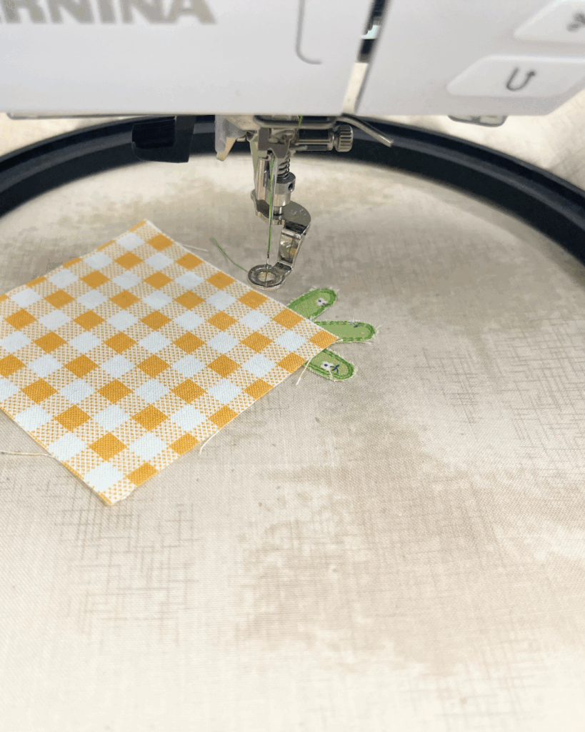 Prim Machine Embroidery Stitch Along – Block 9